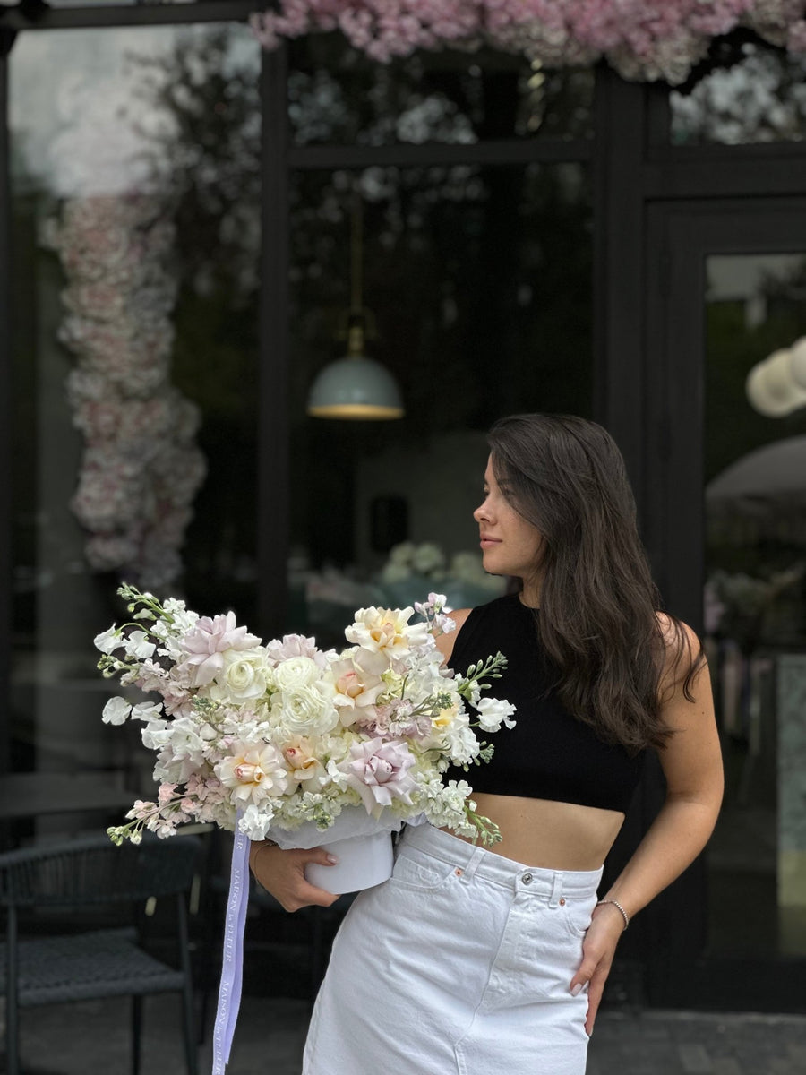Blushing bride - Long stem roses, hydrangea, ranunculus, stock flower ...