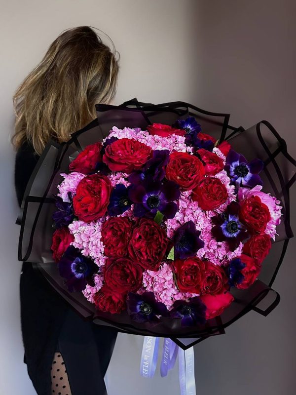 Mixed Color Rose Bouquet | Vibrant Blooms | Maison la Fleur